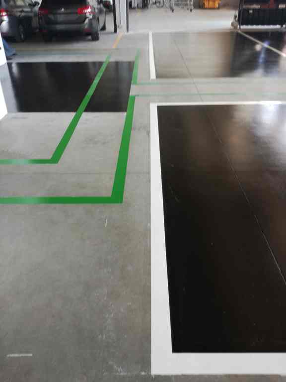 Segnaletica orizzontale in azienda